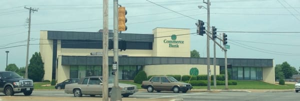 Commerce Bank - Banks & Credit Unions - 1345 E Battlefield Rd ...
