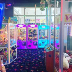 Beach Arcade - 10 Photos - Arcades - 1424 Atlantic Ave, Virginia Beach ...