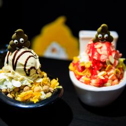 Poop Cafe - 618 Photos & 176 Reviews - Desserts - 706 Bloor Street W ...