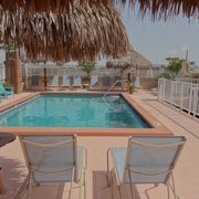 Rooftop Resort - 26 Photos & 21 Reviews - Hotels - 1215 N Ocean Dr ...