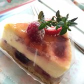 Fuji Bakery - 335 Photos & 187 Reviews - Bakeries - 526 S King St ...