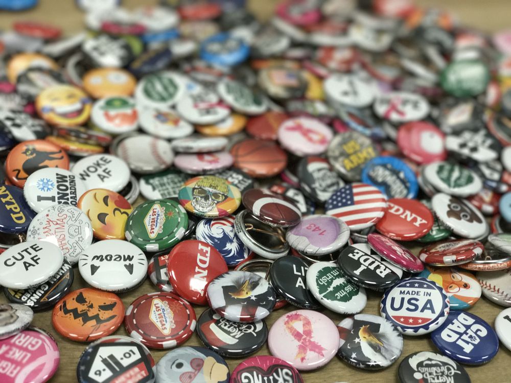 Custom Buttons by Everyone Loves Buttons Inc. - Advertising - 24825 N ...
