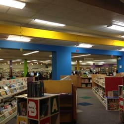 Oak Lawn Public Library - 19 Reviews - Libraries - 9427 Raymond Ave ...