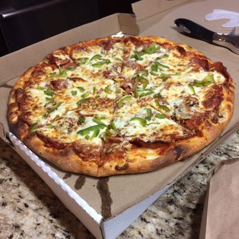 Québec Pizzeria - Pizza - 550 Rue Fridolin, Laval, Laval, QC, Canada ...