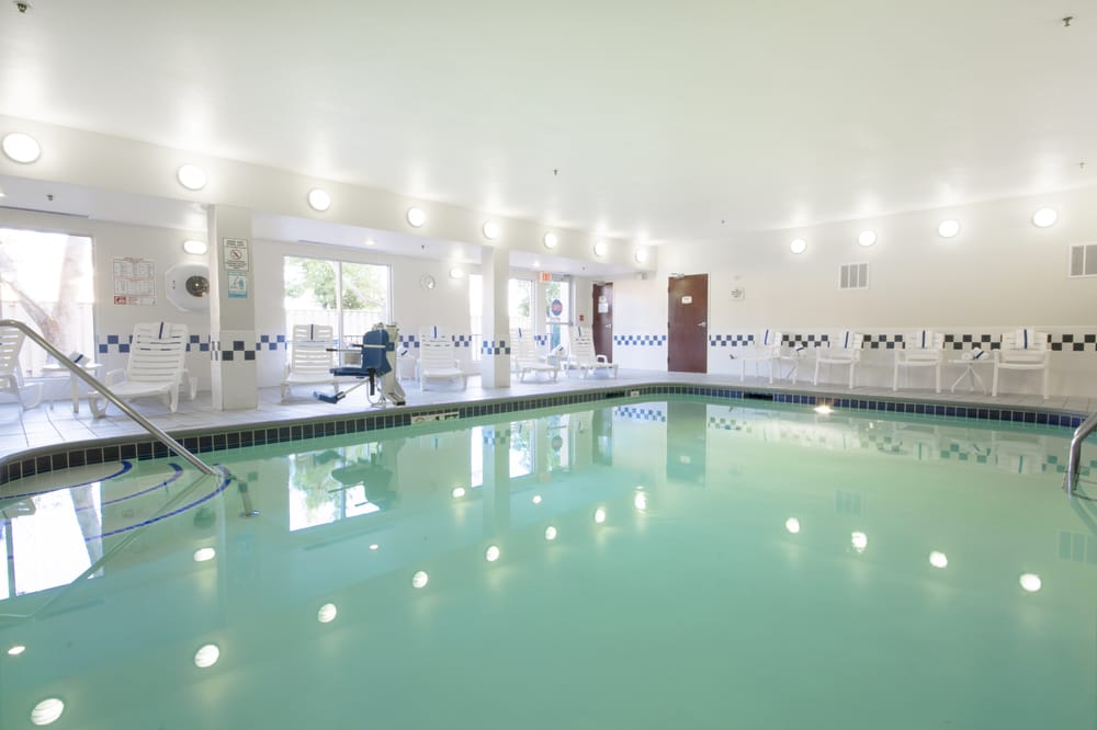 Fairfield Inn by Marriott Tracy - 34 Photos & 45 Reviews - Hotels ...