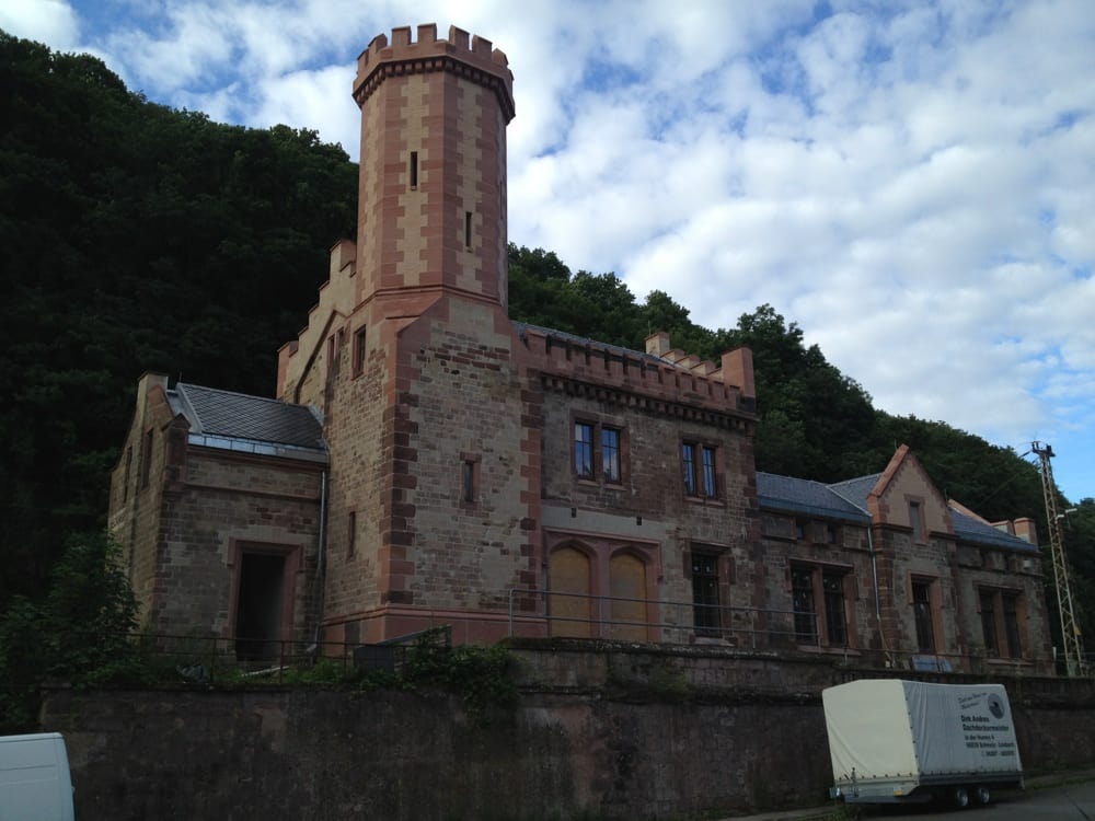 Alter Bahnhof - Train Stations - Bahnhofstr., Beckingen, Saarland ...