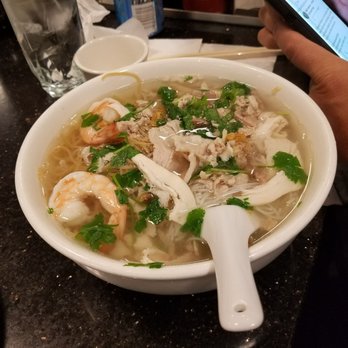 TL Noodle House - 150 Photos & 96 Reviews - Vietnamese - 8118 W Ln ...
