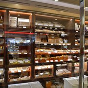 Tabac du Drugstore Publicis - Tobacco Shops - 131 avenue des Champs ...