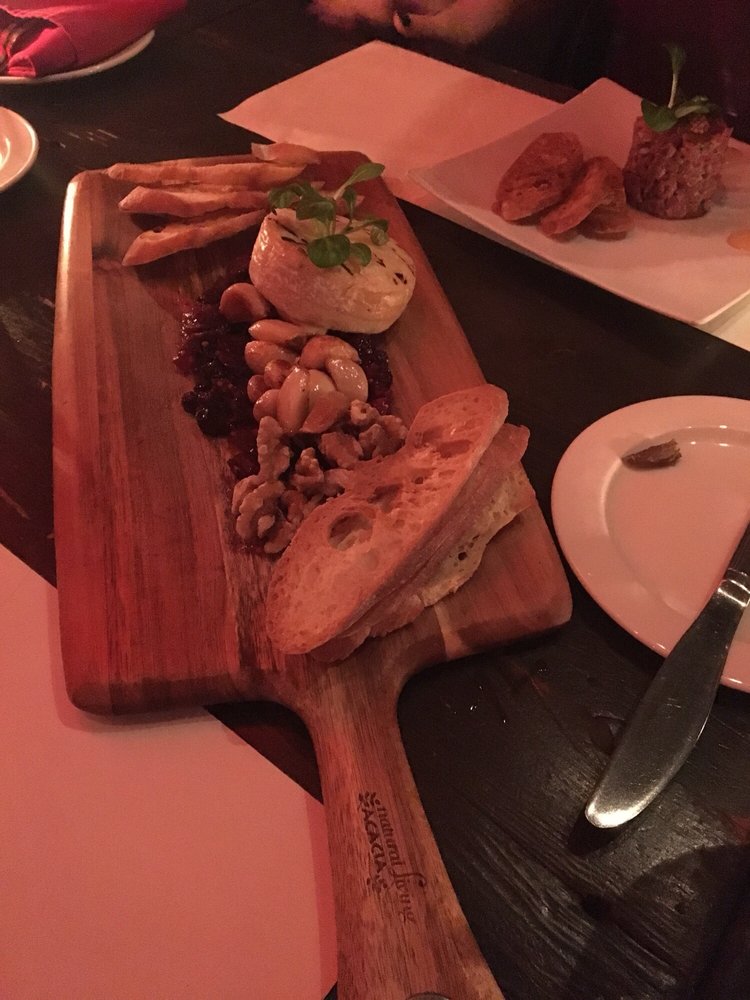 Maestro - Bars - 339 Rue Principale, Saint-Sauveur, QC, Canada ...