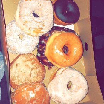 Randy’s Donuts - 1642 Photos & 1525 Reviews - Donuts - 805 W Manchester ...