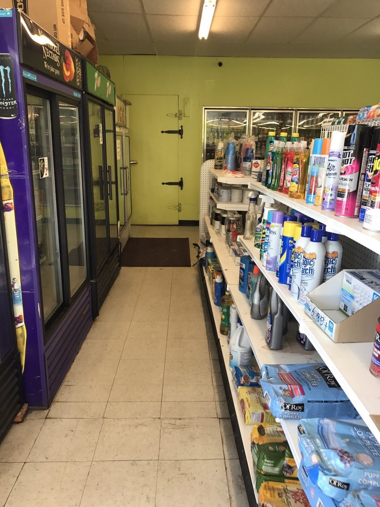 The Yellow Store - 14 Photos - Convenience Stores - 1002 Fentress Rd ...