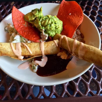 Aqui Cal-Mex - 486 Photos & 486 Reviews - Mexican - 5679 Snell Ave ...