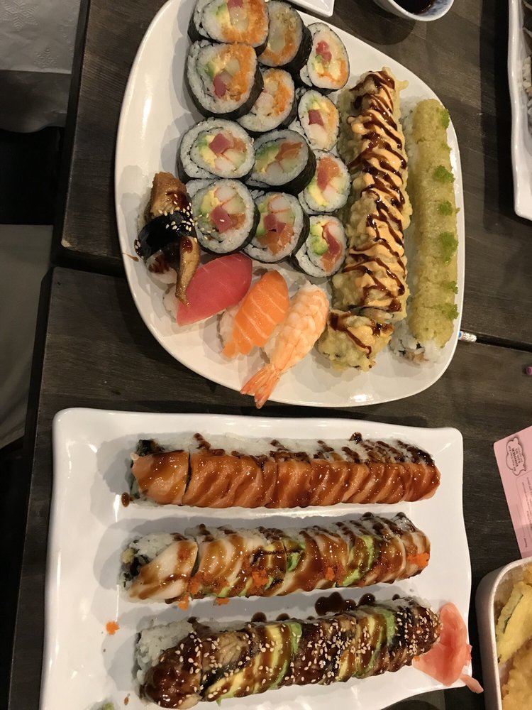 Oishi Sushi - 75 Photos & 46 Reviews - Japanese - 163 N Milwaukee Ave ...