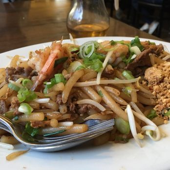 Phnom Penh Noodle Shack - 1232 Photos & 685 Reviews - Cambodian - 1644 ...