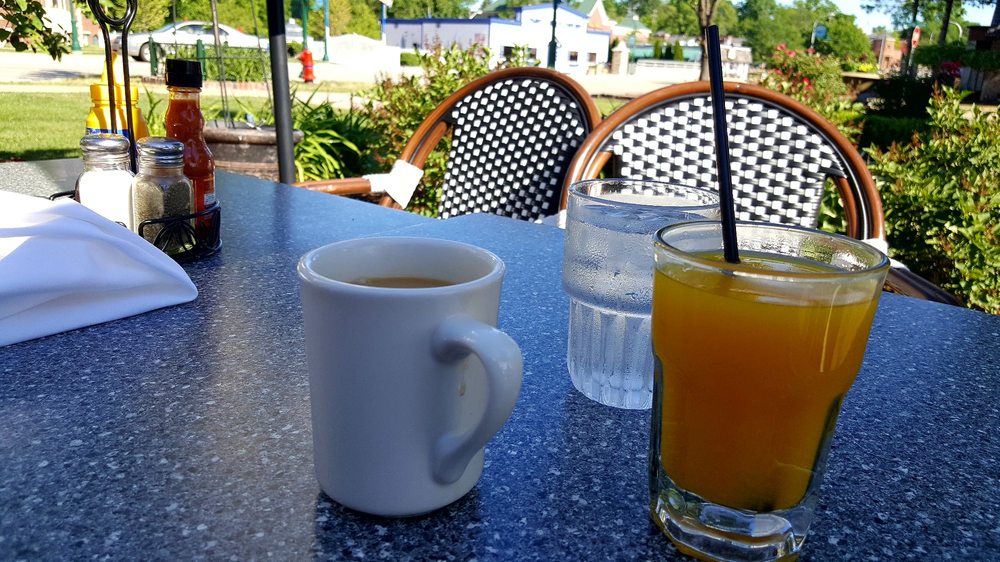 Downtown Cafe - 91 Photos & 172 Reviews - Breakfast & Brunch - 606 N ...