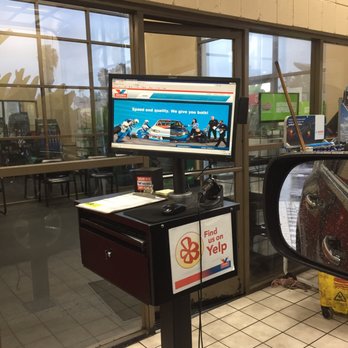 Valvoline Instant Oil Change - 13 Photos & 116 Reviews - Oil Change ...