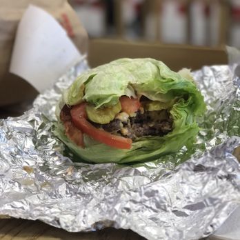 Five Guys - 24 Photos & 31 Reviews - Burgers - 815 Hutchinson River ...