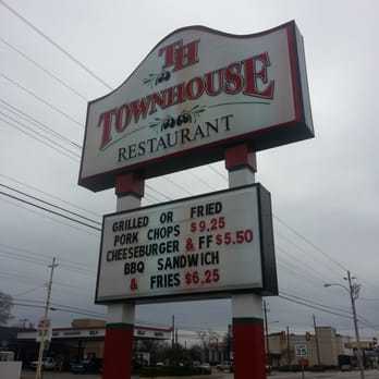 Town House Drive-In Restaurant - 22 Reviews - Sandwiches - 317 S Irby ...