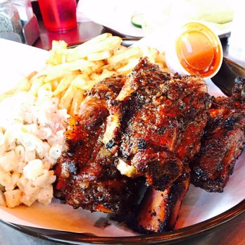 Phil’s BBQ - 7056 Photos & 10932 Reviews - Barbeque - 3750 Sports Arena ...