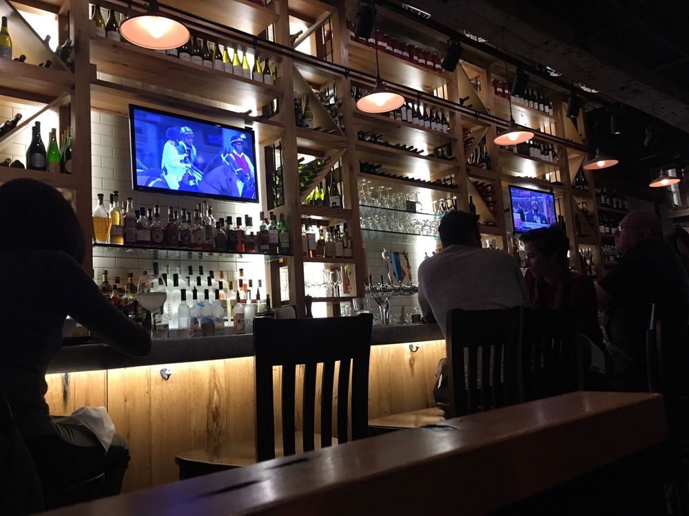 Market Bistro - 136 Photos & 186 Reviews - American (New) - 519 N ...