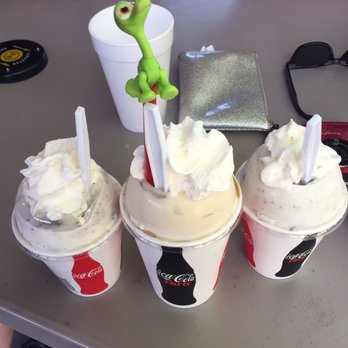 Slackers Burger Joint - 116 Photos & 131 Reviews - Burgers - 165 E Main ...