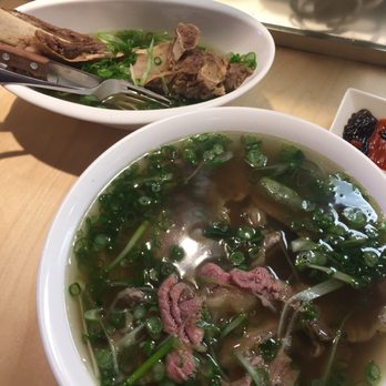 Pho Papa - 215 Photos & 92 Reviews - Vietnamese - 1611 E Capitol Expy ...