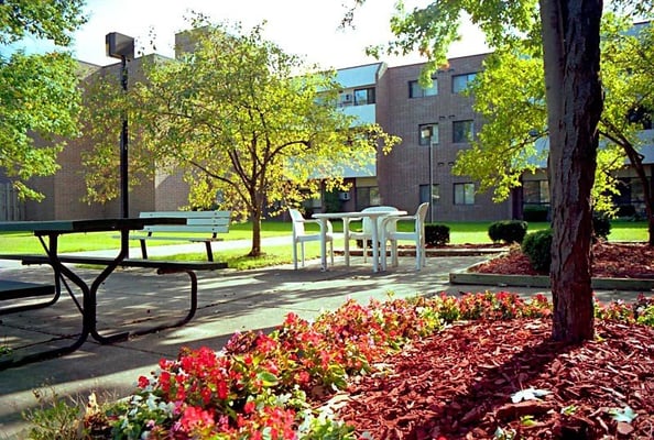 Avon Tower 435 S Livernois Rd Rochester Hills, MI Real Estate Agents ...