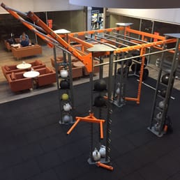 Basic Fit - 14 Photos - Fitness & Instruction - Dwarslaan 1 ...