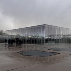 Musée du Louvre-Lens - 75 Photos & 38 Reviews - Museums - 99 rue Paul ...