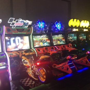 GameTime - 201 Photos & 175 Reviews - American (Traditional) - 1600 E ...