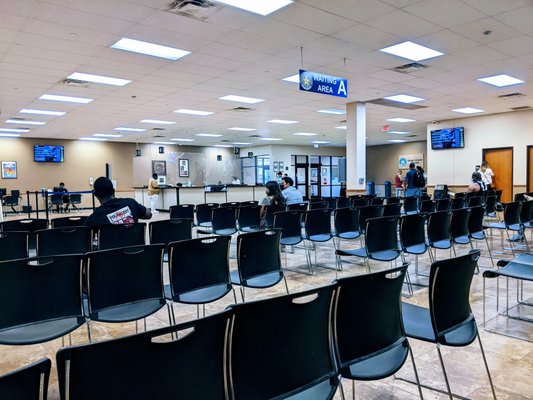 Texas Department of Public Safety Driver License Center, 8418 Veterans ...