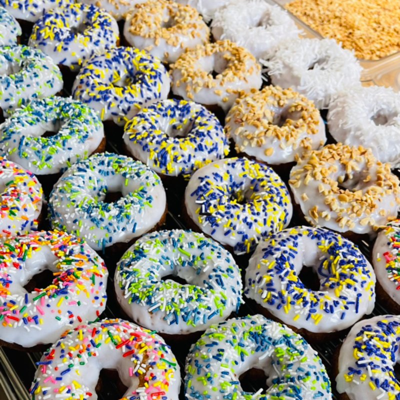 FAMILY DONUT SHOP - 233 Photos & 300 Reviews - 2100 N Northgate Way ...