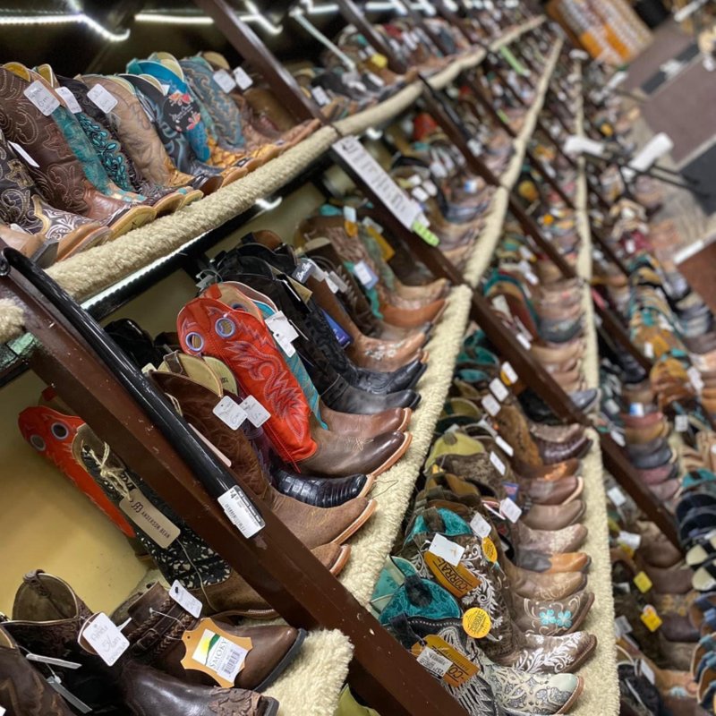 HIGH COUNTRY WESTERN WEAR - 92 Photos & 35 Reviews - 4900 Allison St ...