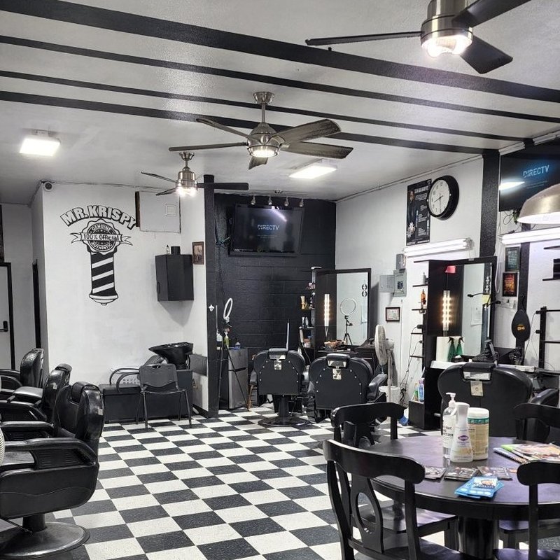 MR KRISPY PROFESSIONAL BARBERSHOP - 124 Photos & 21 Reviews - 1462 High ...